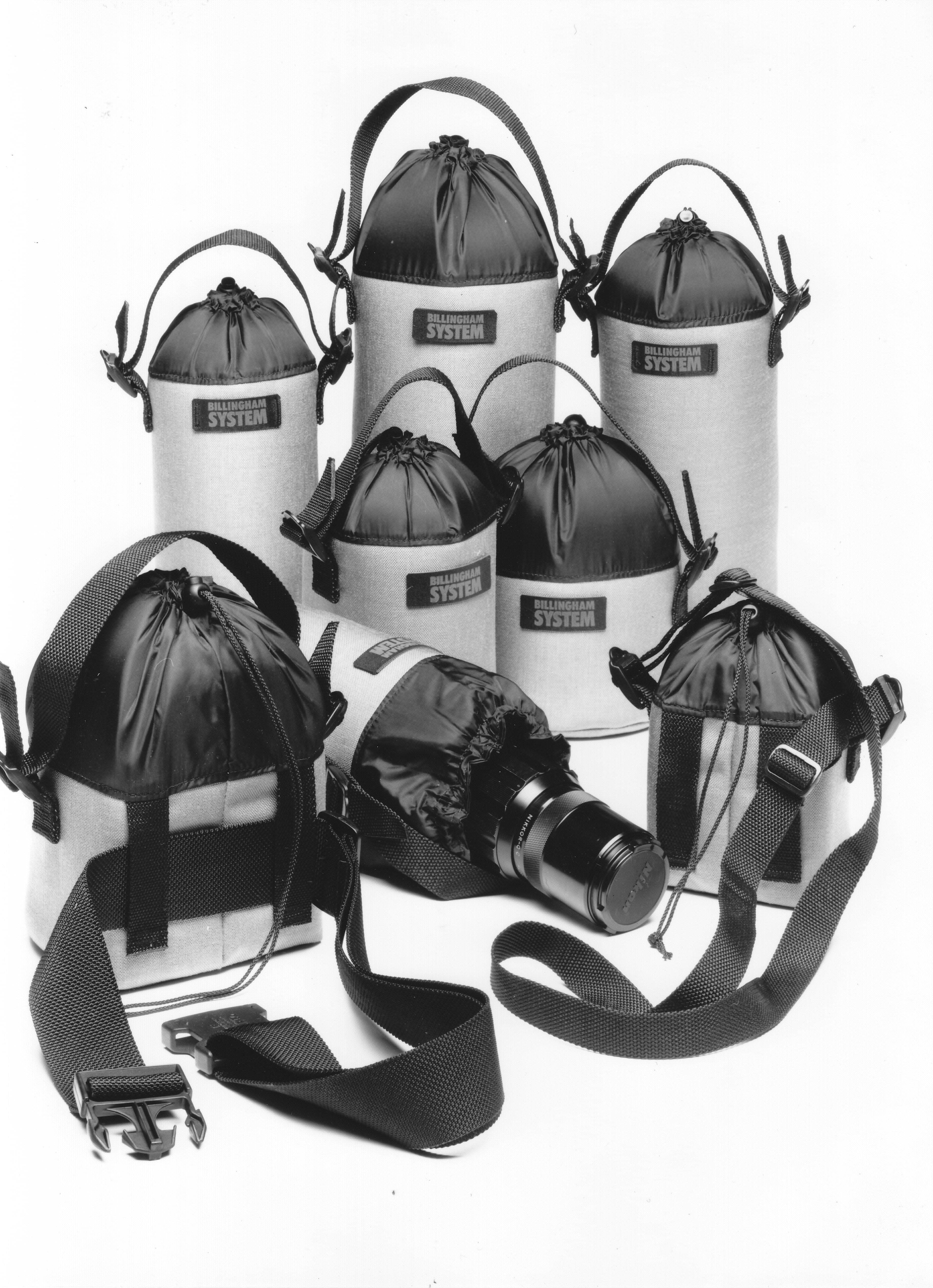 Billingham Protech Pouches - LP11/16 – Billingham Bags